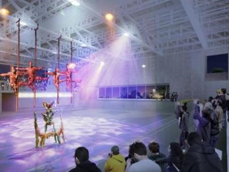 ALCALDE ENRIQUE PEÑALOSA PONE PRIMERA PIEDRA DEL CENTRO FELICIDAD EL ...